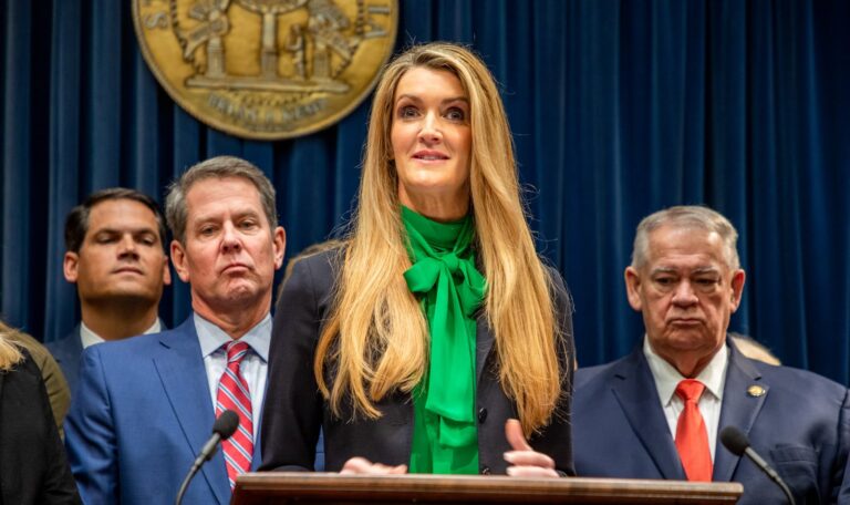 Kelly Loeffler Takes Helm Of Small Business Administration