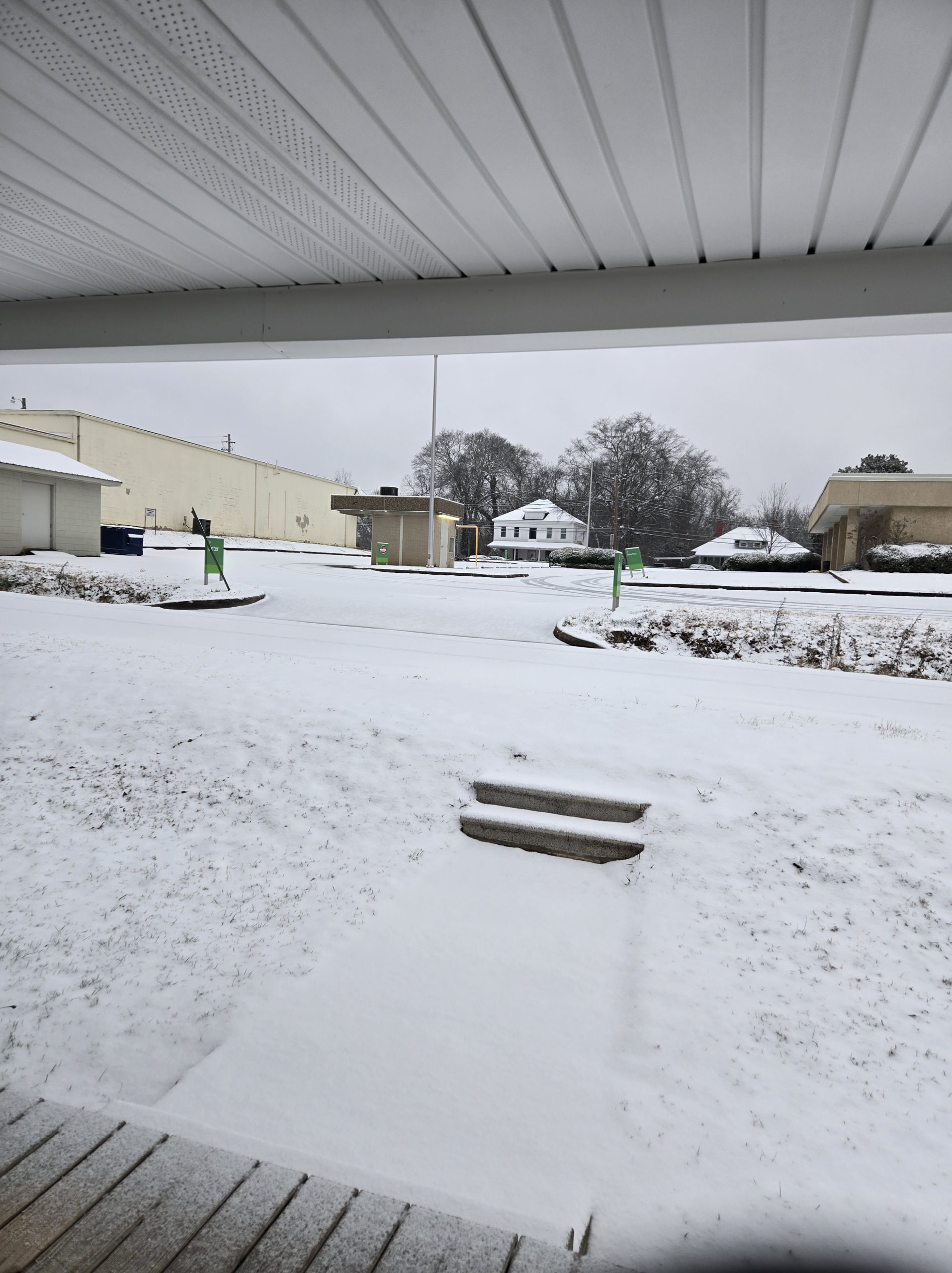 Around Georgia: Snow Photos And Updates