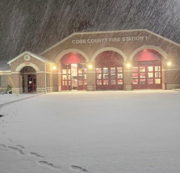Around Georgia: Snow Photos and Updates