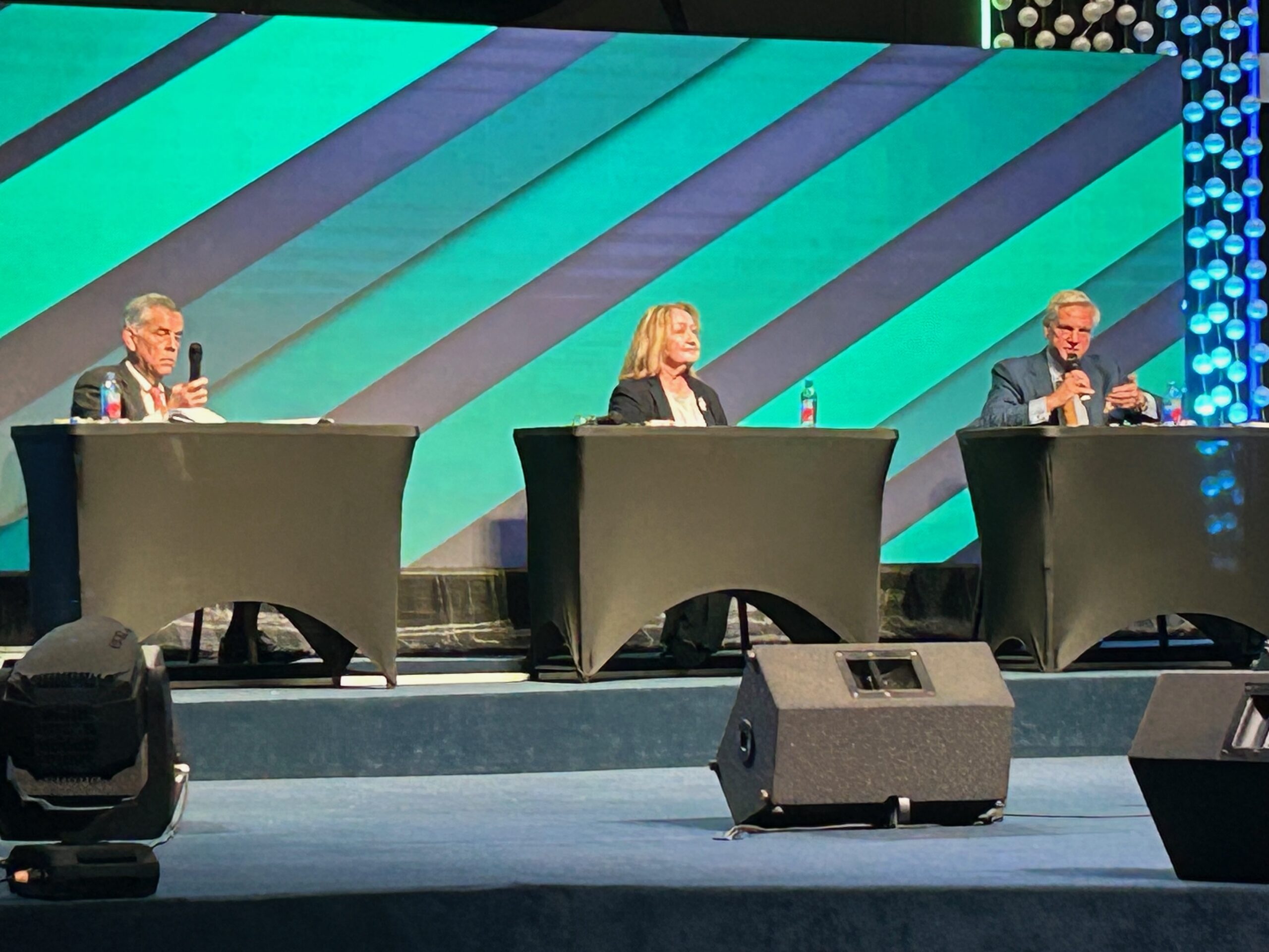 Roswell Mayor Plays Defense as Transparency Dominates Mayoral Debate