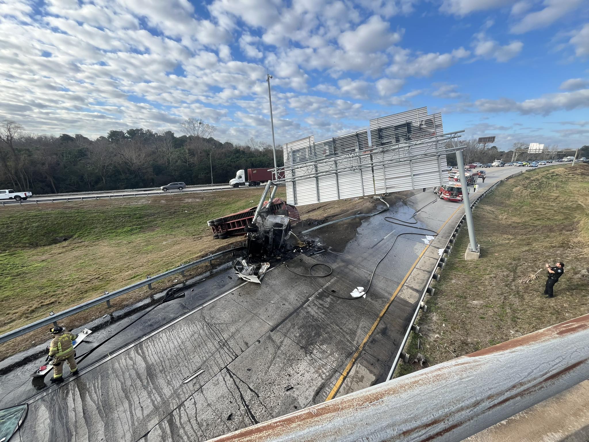 I-16 Eastbound Closed After Semi Overturns at Exit 165